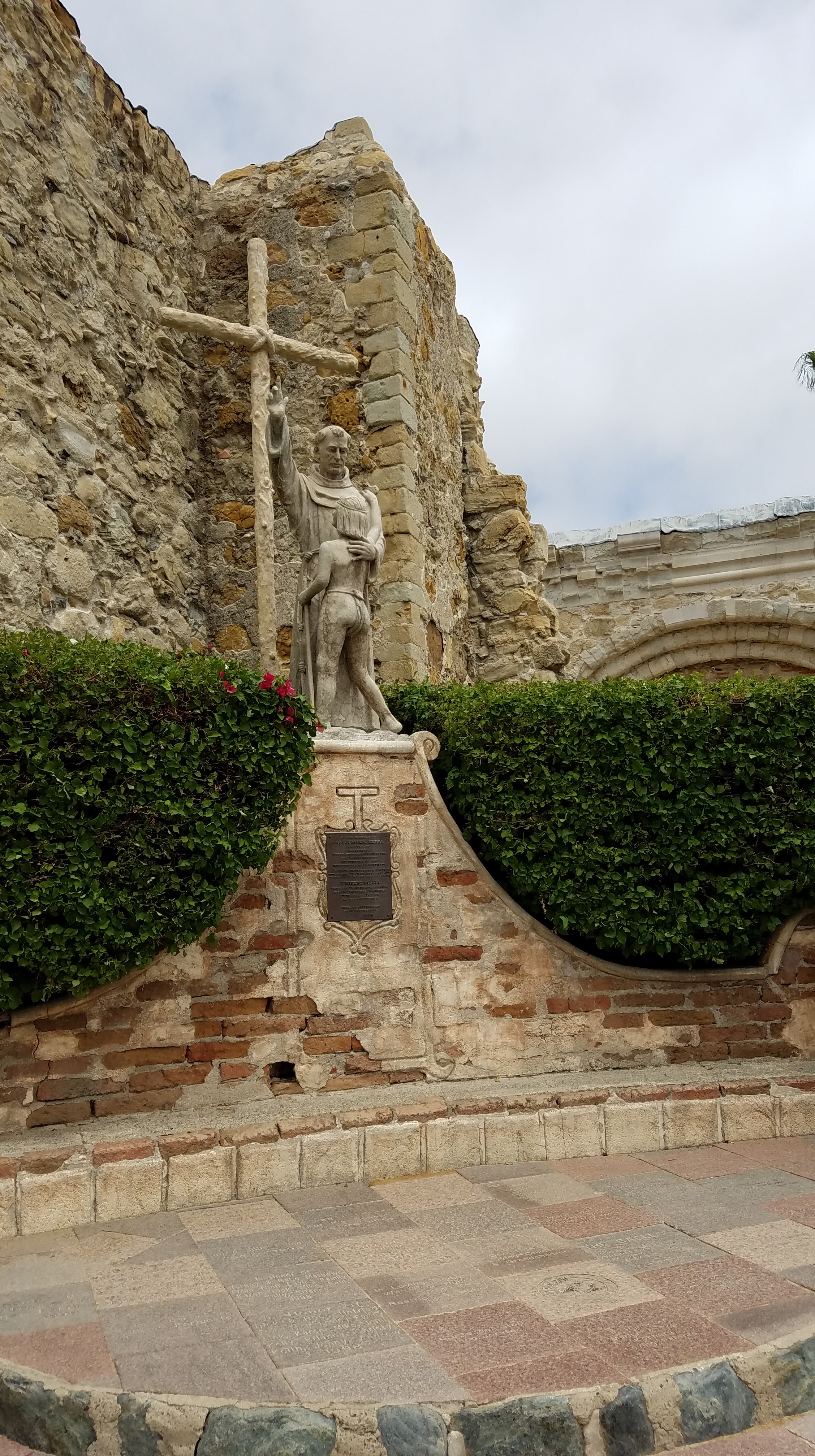 AMG Inspired TRAVEL • LIVING • DESIGN California Spanish Mission